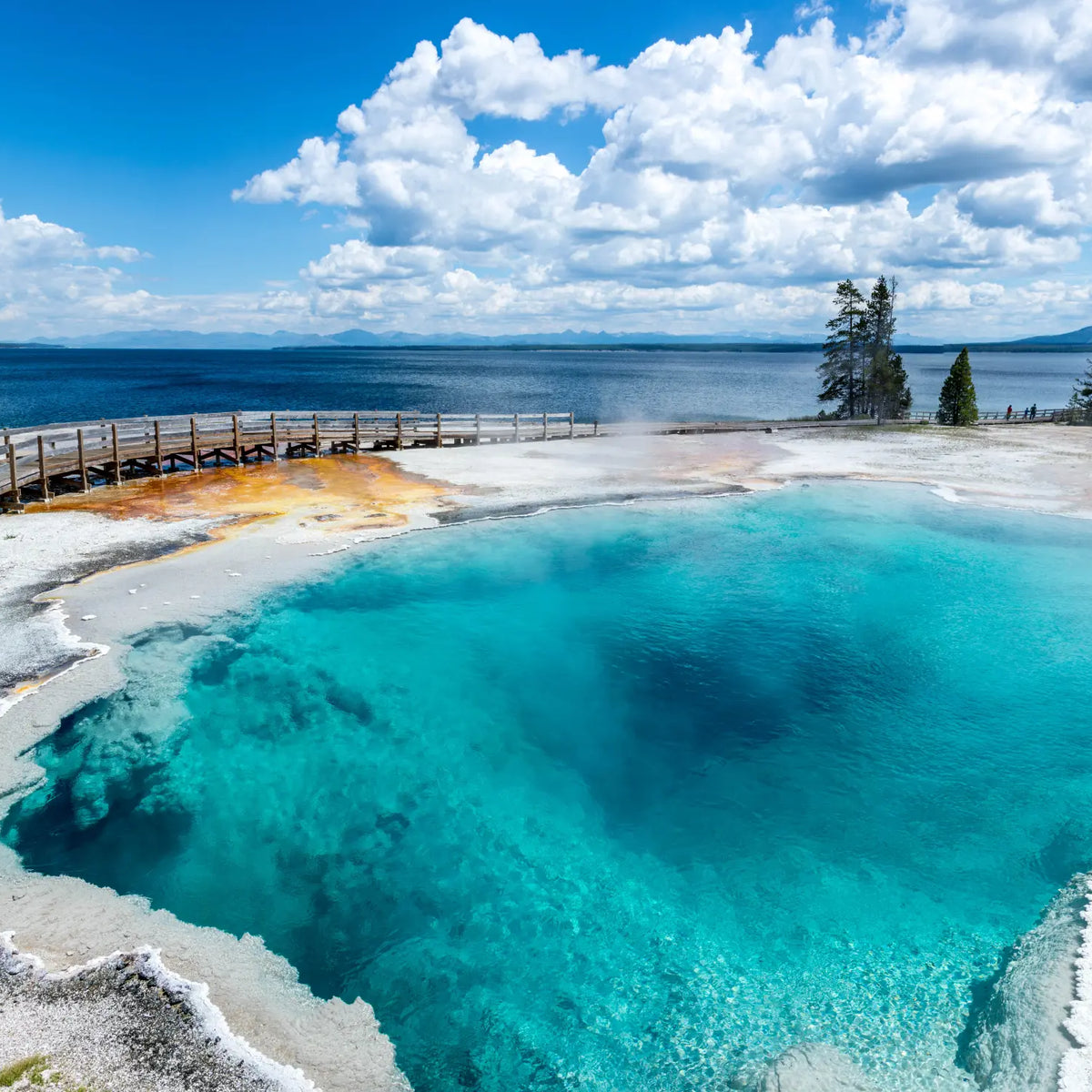 Yellowstone Camping Guide: Tips, Reservations & Safety Info – US Park Pass